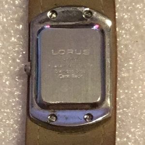 Lorus | Accessories | Vintage Lorus Wrist Watch W Genuine Leather Band ...